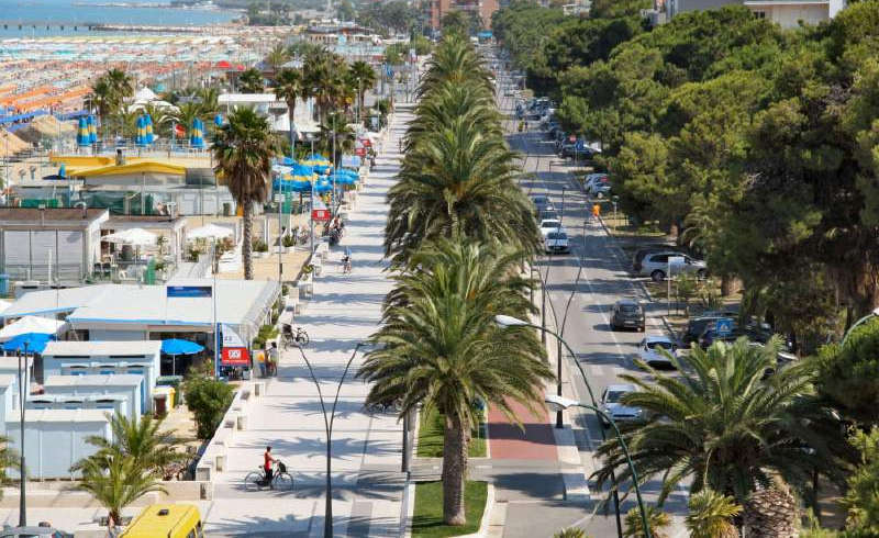 Roseto degli Abruzzi - dovolená u moře Itálie | Italia Travel